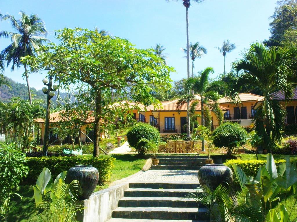 Paradise Bungalows - Thai Holiday Resort